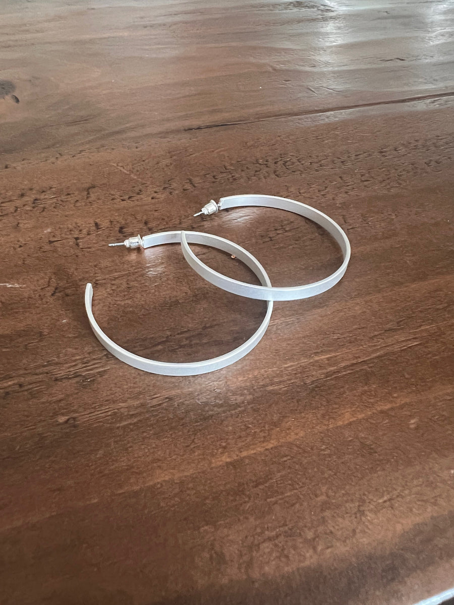 big thin matte hoops – bubs & sass